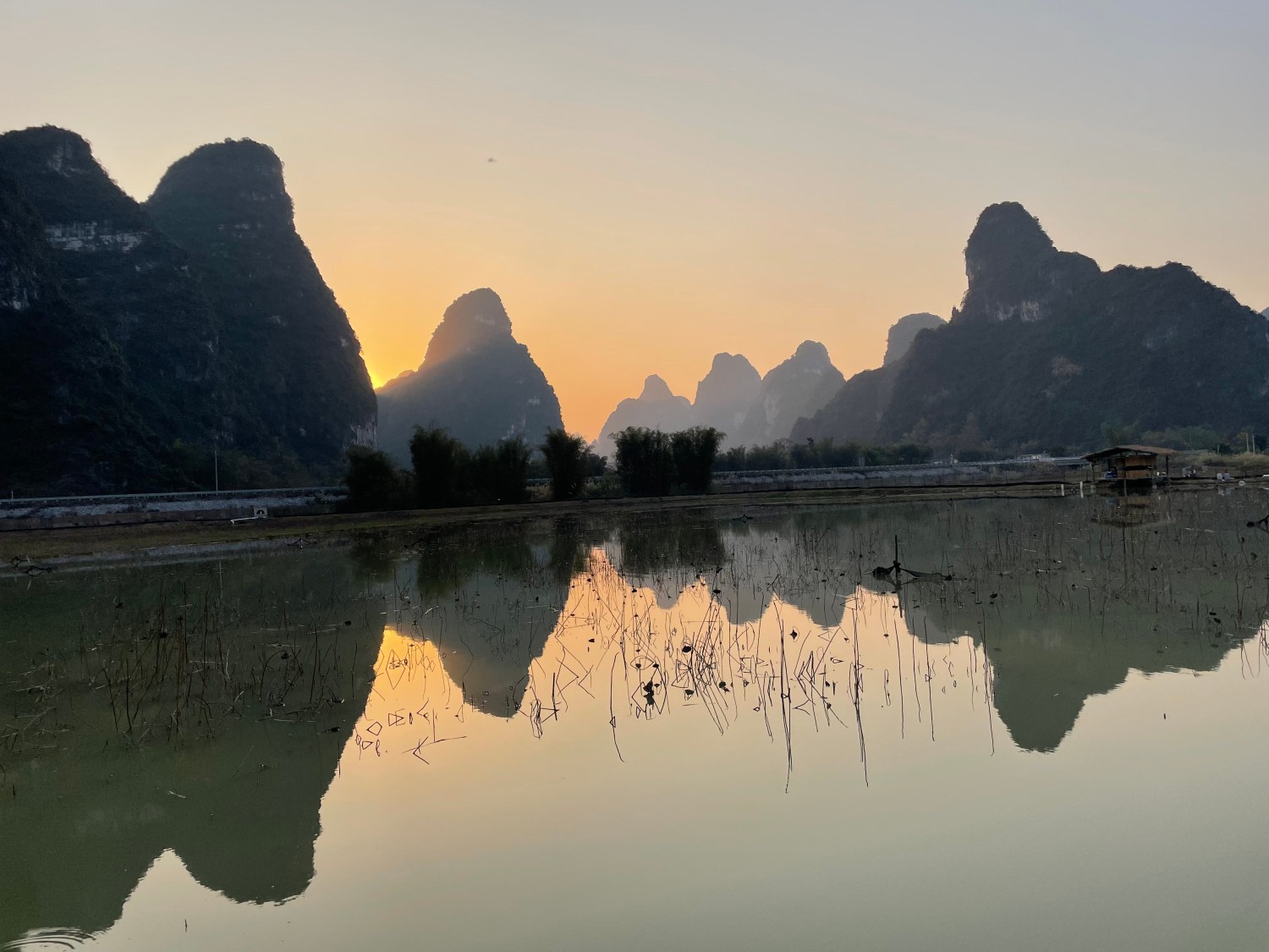 4 Day Itinerary in Chongzuo, Guangxi: Detian Waterfalls & Mingshi ...