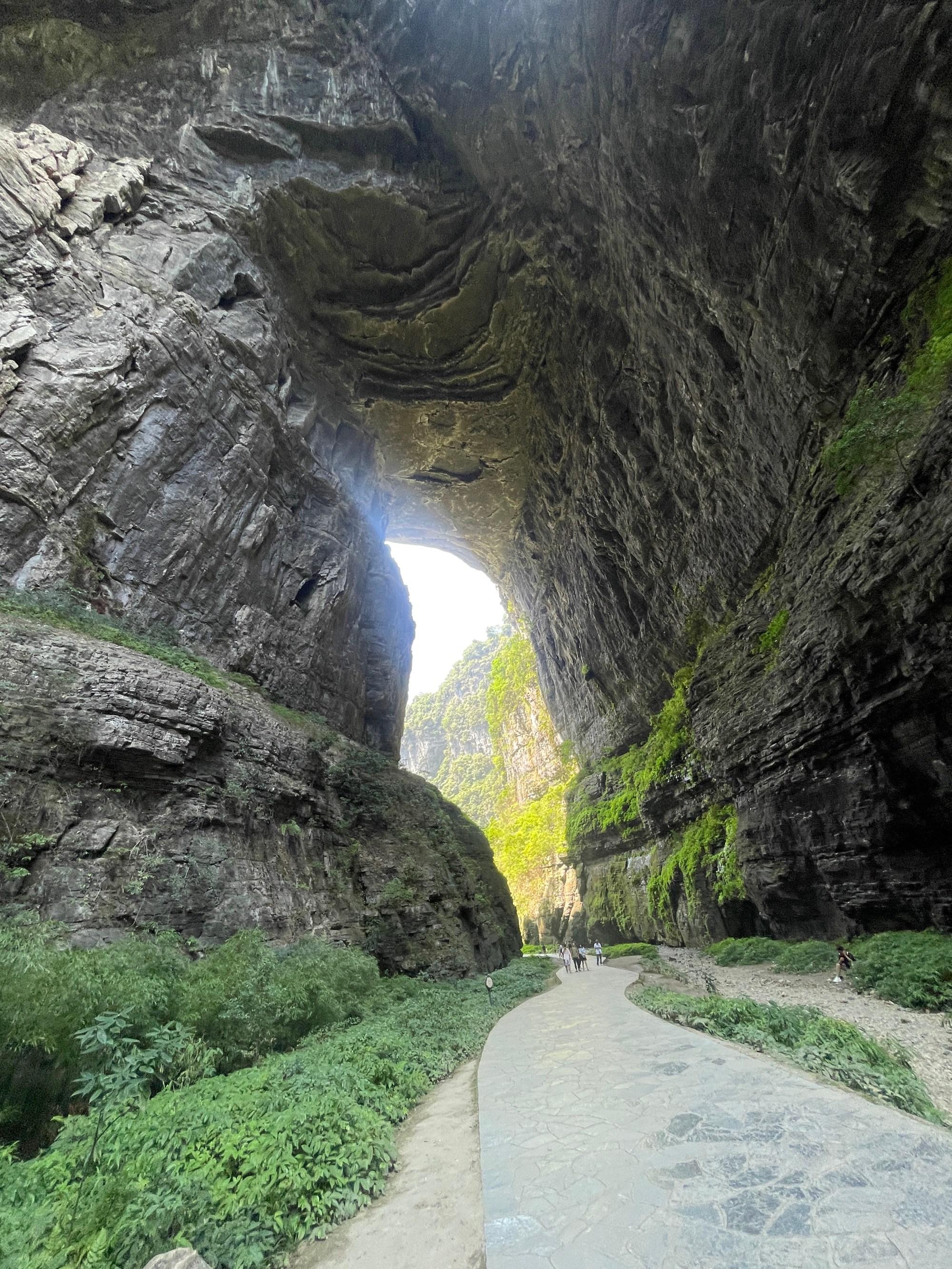 The Wulong Tiankeng Natural Bridges of Chongqing – Rachel Meets China