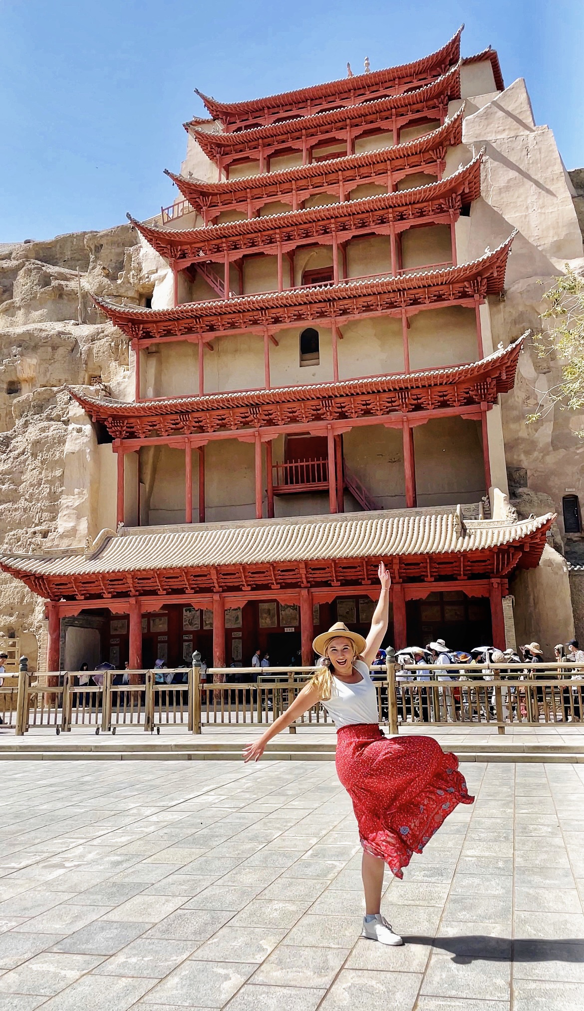Mogao Grottoes: Dunhuang’s Famous Buddhist Caves – Rachel Meets China
