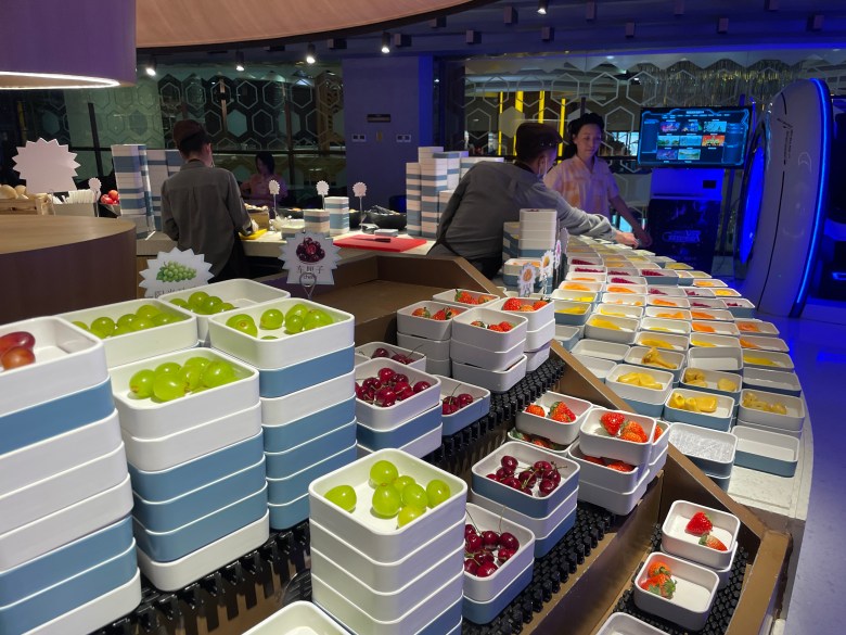 A Guide to Finding and Experiencing Hot Springs in China – Rachel Meets ...